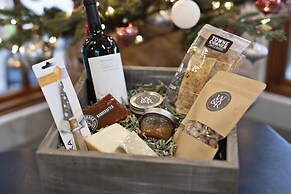 Wine & Roses Hotel Restaurant Spa, Lodi, United States of America ...