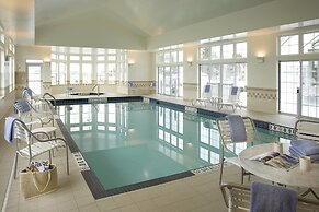 Hotel Residence Inn by Marriott Gravenhurst Muskoka Wharf, Gravenhurst ...