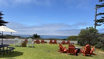 Hotel Castle Inn, Cambria, United States of America - Lowest Rate ...