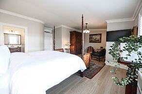 Hotel StoneHaven Le Manoir Relais & Châteaux, Sainte-Agathe-des-Monts ...