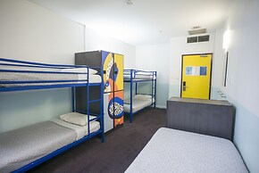 Hotel YHA Sydney Central, Haymarket, Australia - Lowest Rate Guaranteed!