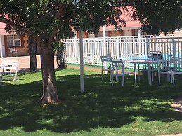 Hotel Charles Rasp Motor Inn & Cottages, Broken Hill, Australia ...