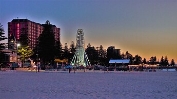 Hotel Adelaide Pulteney Motel, Adelaide, Australia - Lowest Rate ...