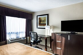 Hotel Stonecroft Inn, Windsor, Canada - Lowest Rate Guaranteed!