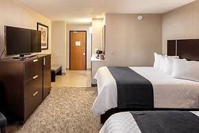 Hotel Stonecroft Inn, Windsor, Canada - Lowest Rate Guaranteed!