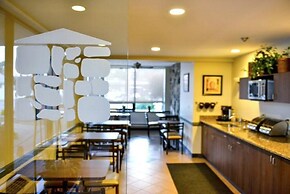 Hotel Stonecroft Inn, Windsor, Canada - Lowest Rate Guaranteed!