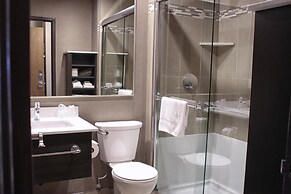 Hotel Stonecroft Inn, Windsor, Canada - Lowest Rate Guaranteed!