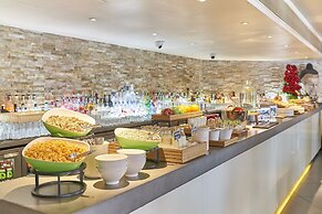 Hotel Bosco, Surbiton, United Kingdom - Lowest Rate Guaranteed!