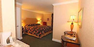 The Red Coach Inn Hotel, Niagara Falls, United States of America ...