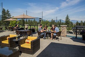 Hotel Copper Point Resort, Invermere, Canada - Lowest Rate Guaranteed!