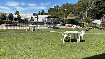 Hotel Bucketts Way Motel, Gloucester, Australia - Lowest Rate Guaranteed!