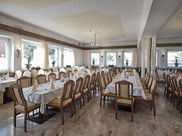 Hotel Rumer Hof, Rum, Austria - Lowest Rate Guaranteed!