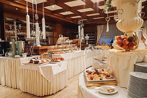 Hotel Rumer Hof, Rum, Austria - Lowest Rate Guaranteed!