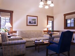 Hotel UCLA Lake Arrowhead Lodge, Lake Arrowhead, United States of ...