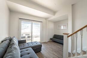 Hotel Long Beach Resort, Wainfleet, Canada - Lowest Rate Guaranteed!