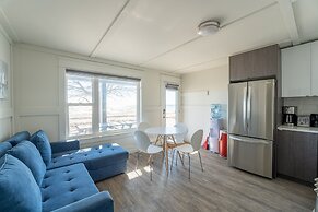 Hotel Long Beach Resort, Wainfleet, Canada - Lowest Rate Guaranteed!