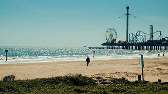 Hotel Gaido's Seaside Inn, Galveston, United States of America - Lowest ...