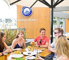 The Marina Hotel - Mindarie, Mindarie, Australia - Lowest Rate Guaranteed!