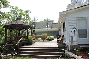 The Sautee Inn Bed & Breakfast Hotel, Sautee Nacoochee, United States ...